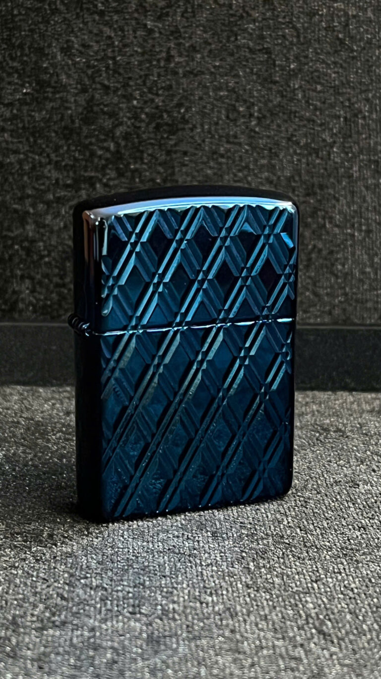 ZIPPO 29964 Armor High Polish Blue Diamonds | Zippo9999